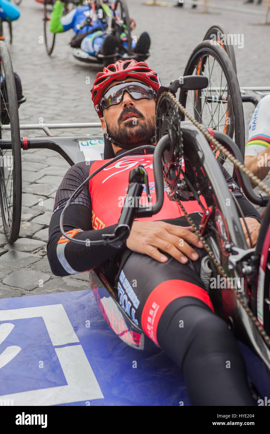 Non-competitive event, merged its 23rd Rome Marathon: the FunRun 2017 ...