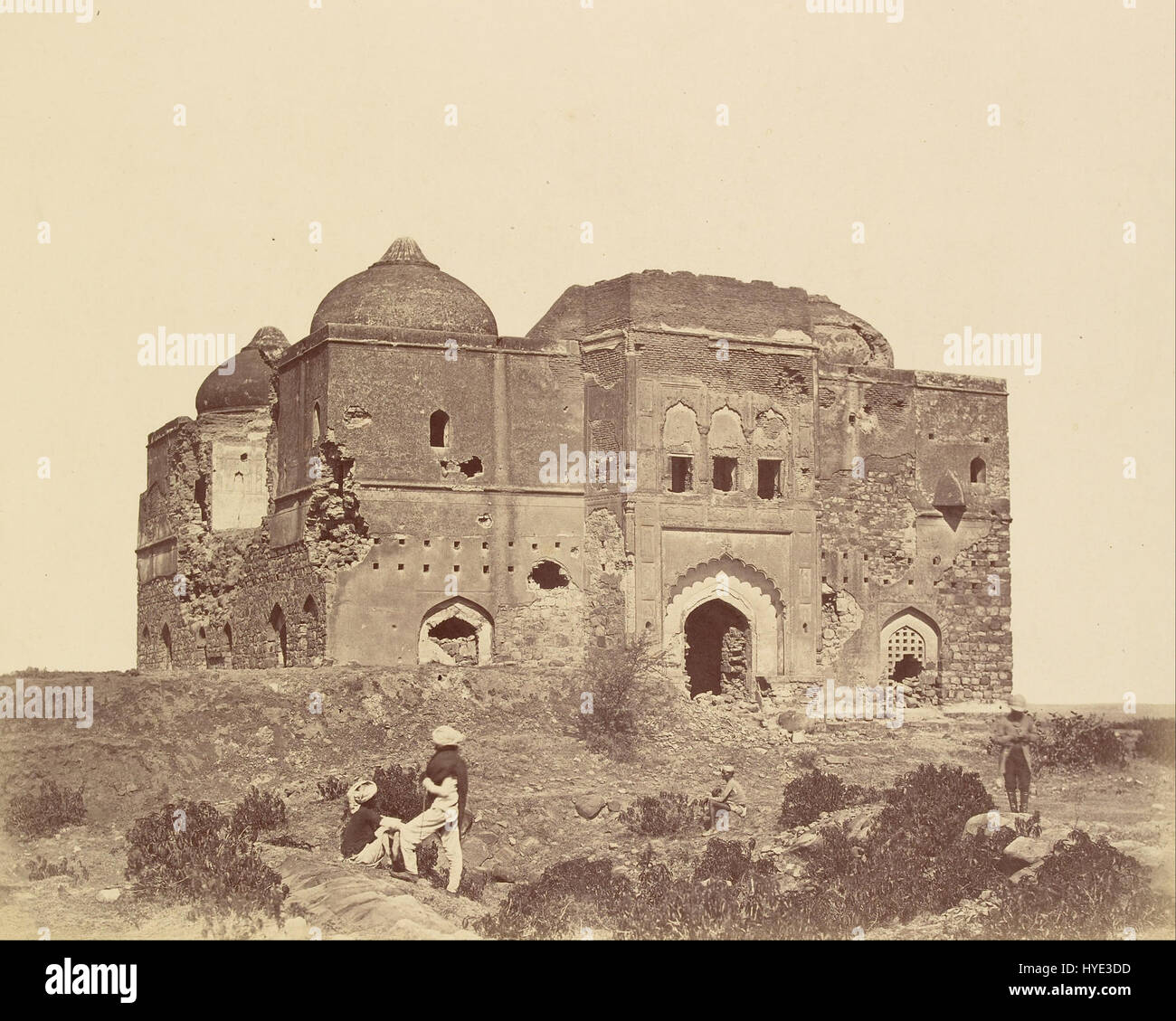 Felice Beato, a British photographer born in Italy, is known for his ...