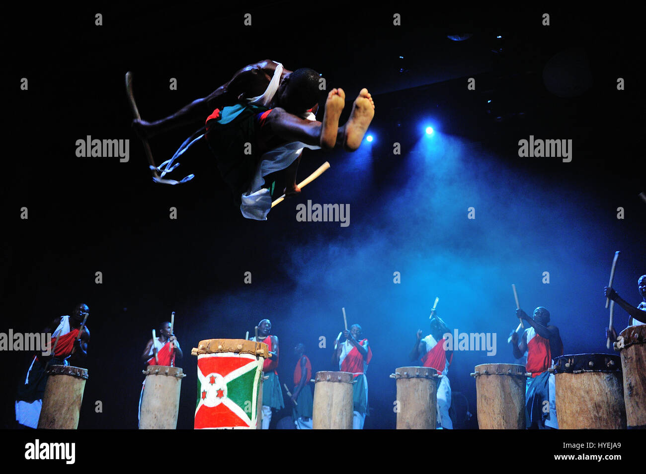 Africa, artists, Burundi, drums karyenda, ethnic, jumping, music ...