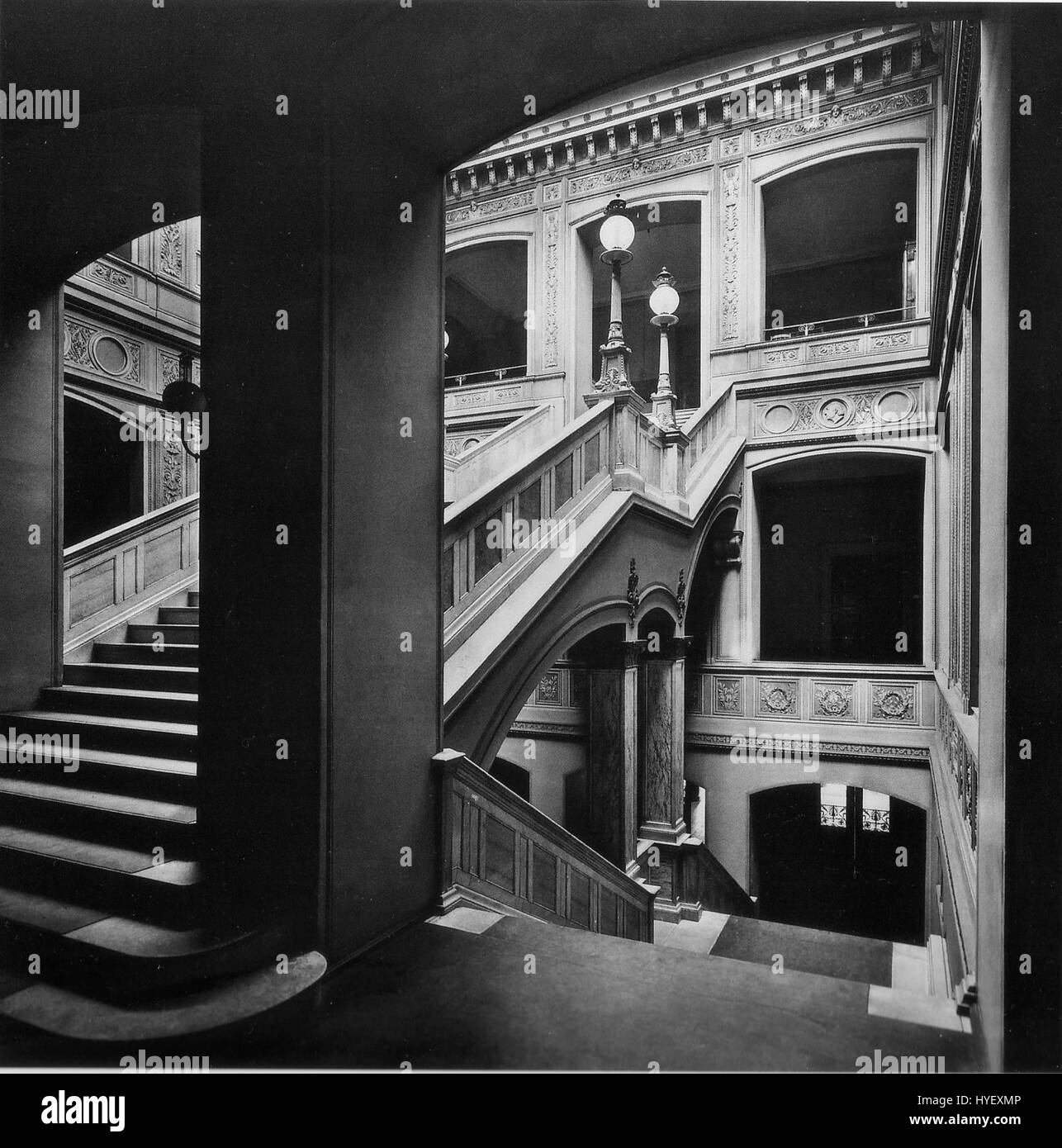 Grand architectural structure intricate Black and White Stock Photos ...