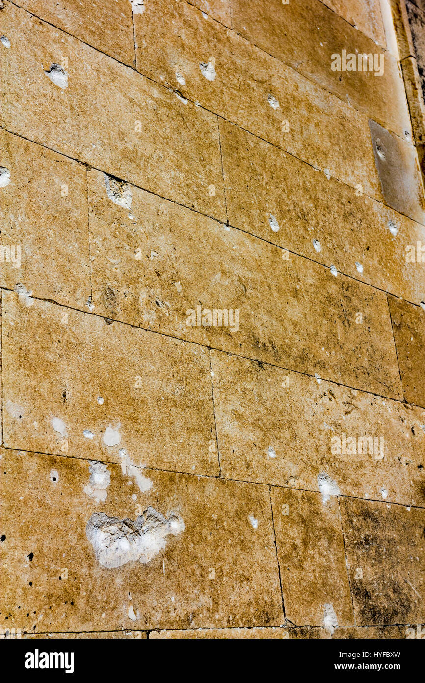 Bullet damage in walls of the old city in Dubrovnik Stock Photo - Alamy