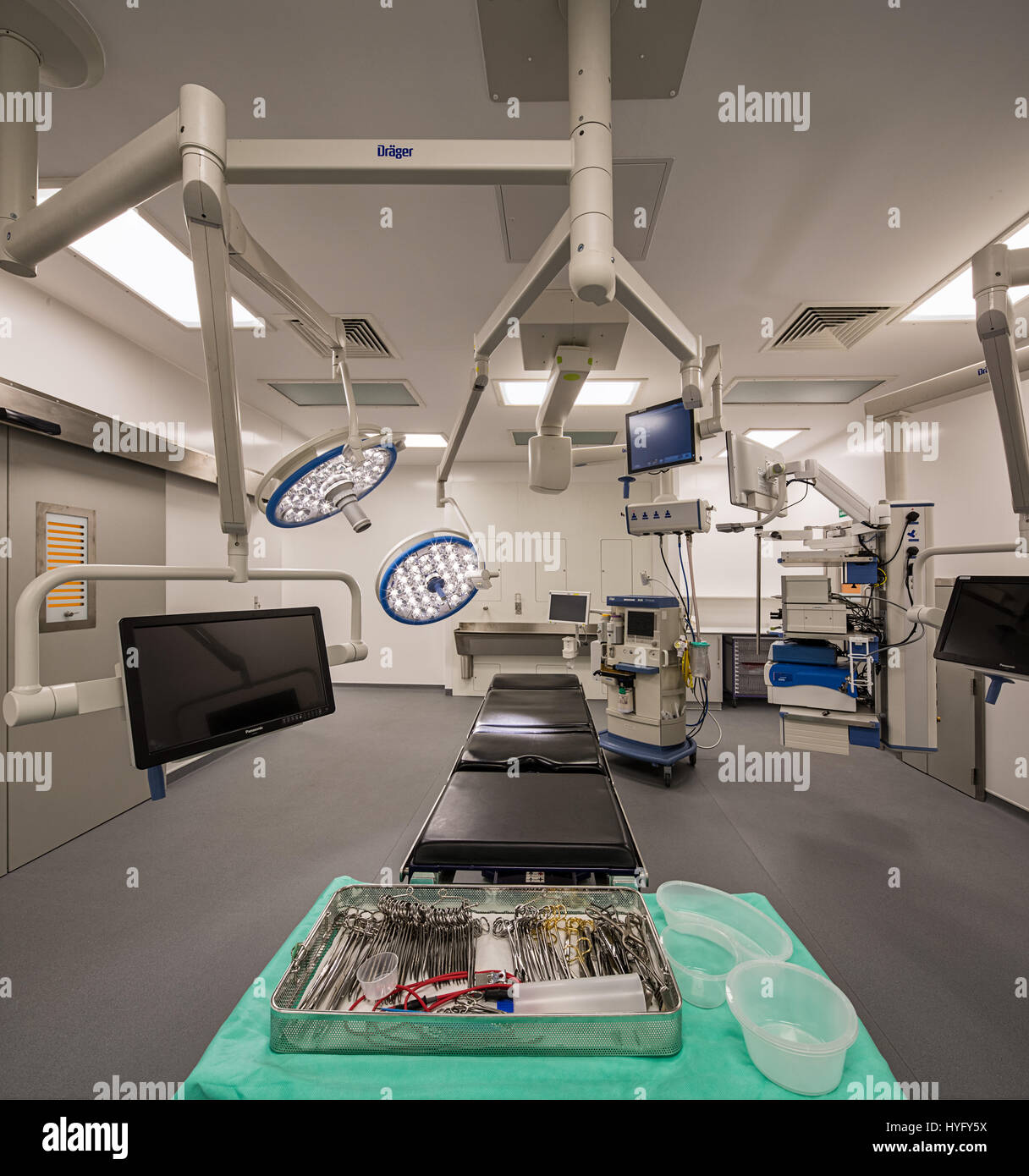 Operating Theatre at Queen Elizabeth Hospital in King's Lynn Stock ...
