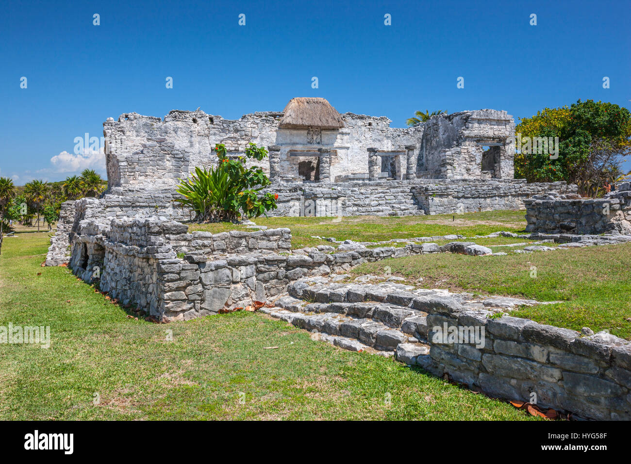 Mexico maya mayan architecture hi-res stock photography and images - Alamy
