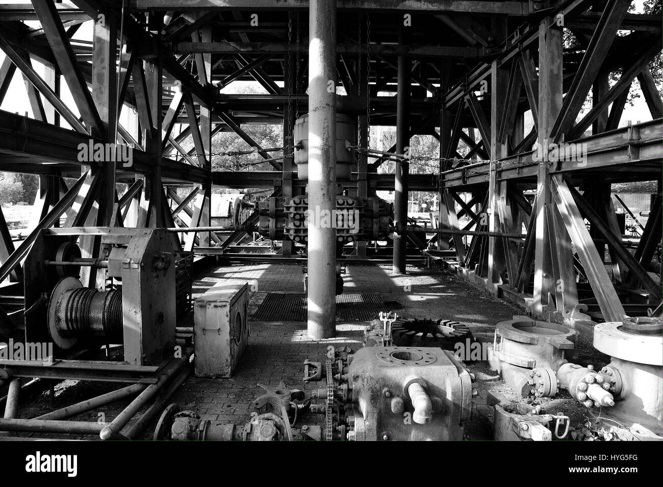 Derrick Substructure Deutsches Erdölmuseum Stock Photo - Alamy