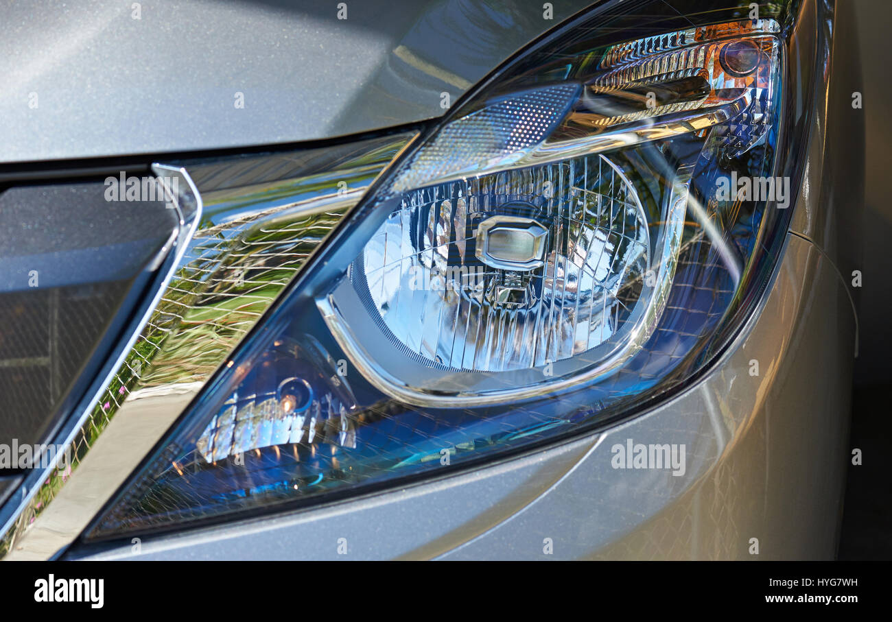 Car headlight closeup hi-res stock photography and images - Alamy