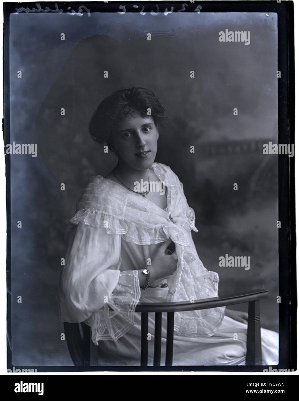 Miss L Bideleux, 9 Nov (no year) (16394420488 Stock Photo - Alamy