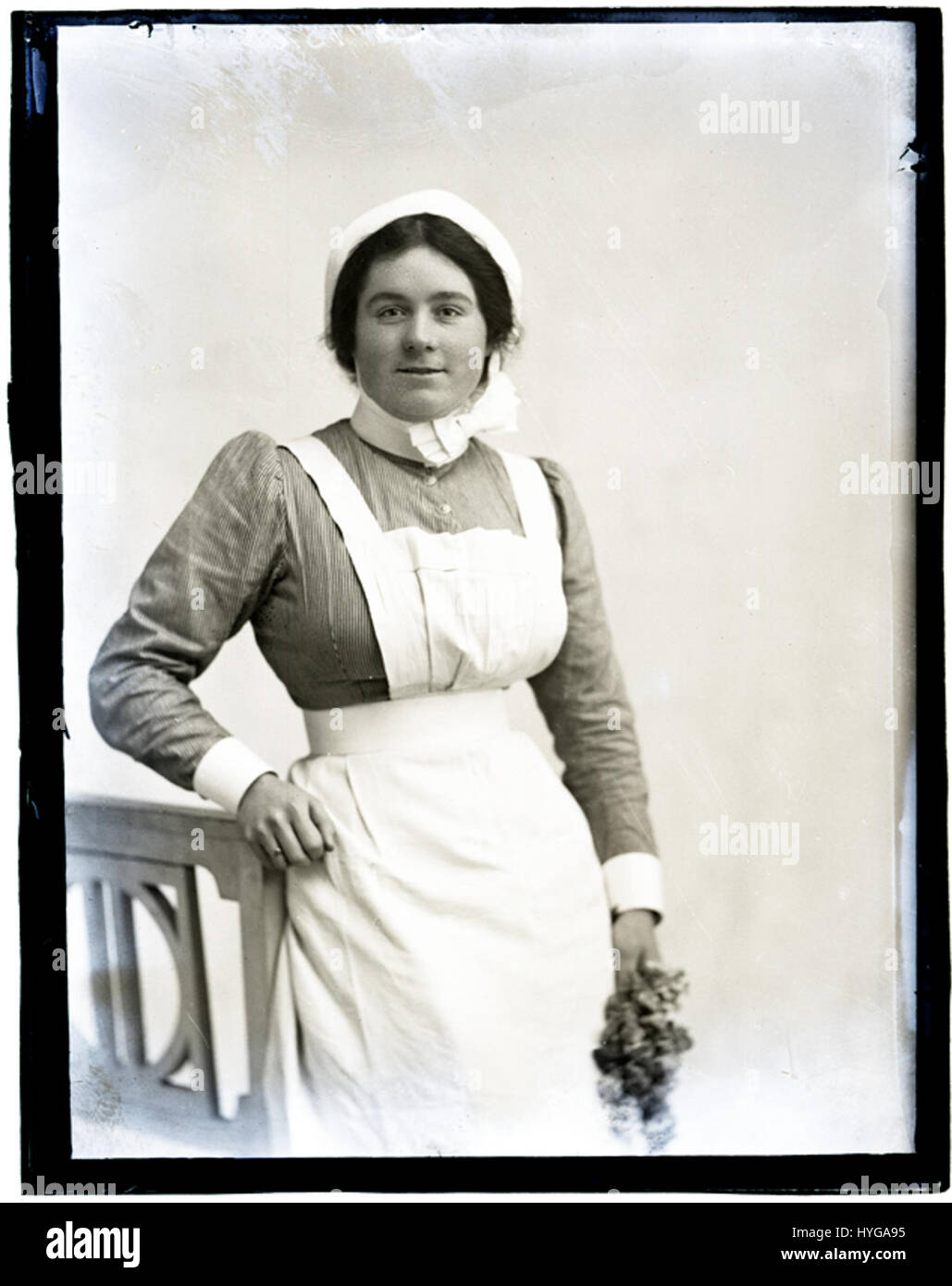 Nurse uniform in wwi hi-res stock photography and images - Alamy