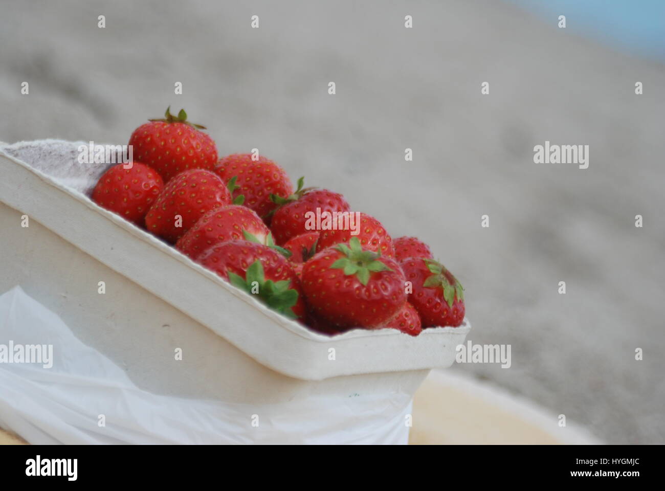 Sea strawberries hi-res stock photography and images - Alamy