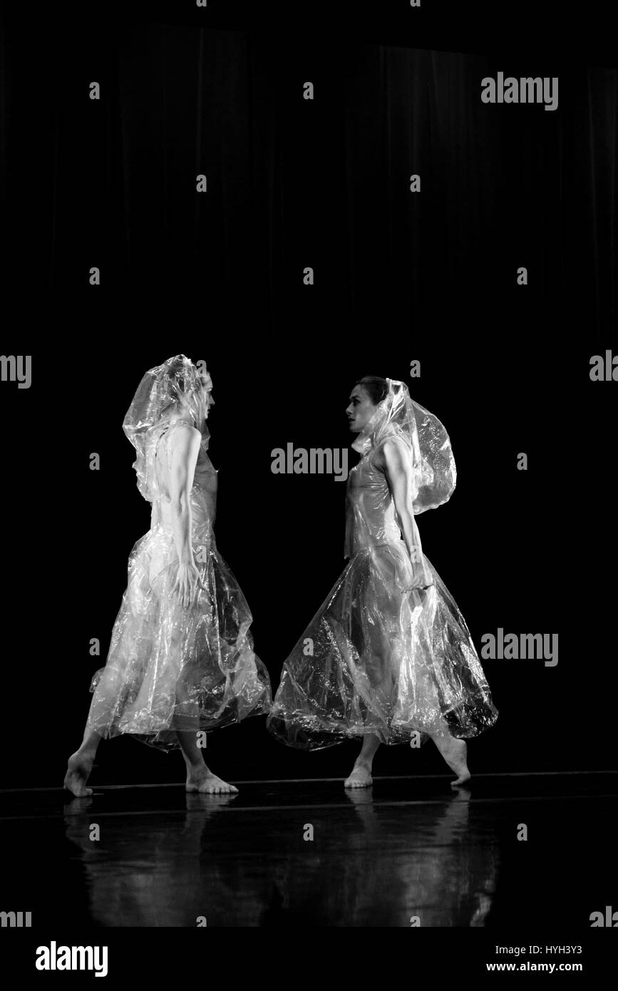Butoh dance Performance Stock Photo - Alamy