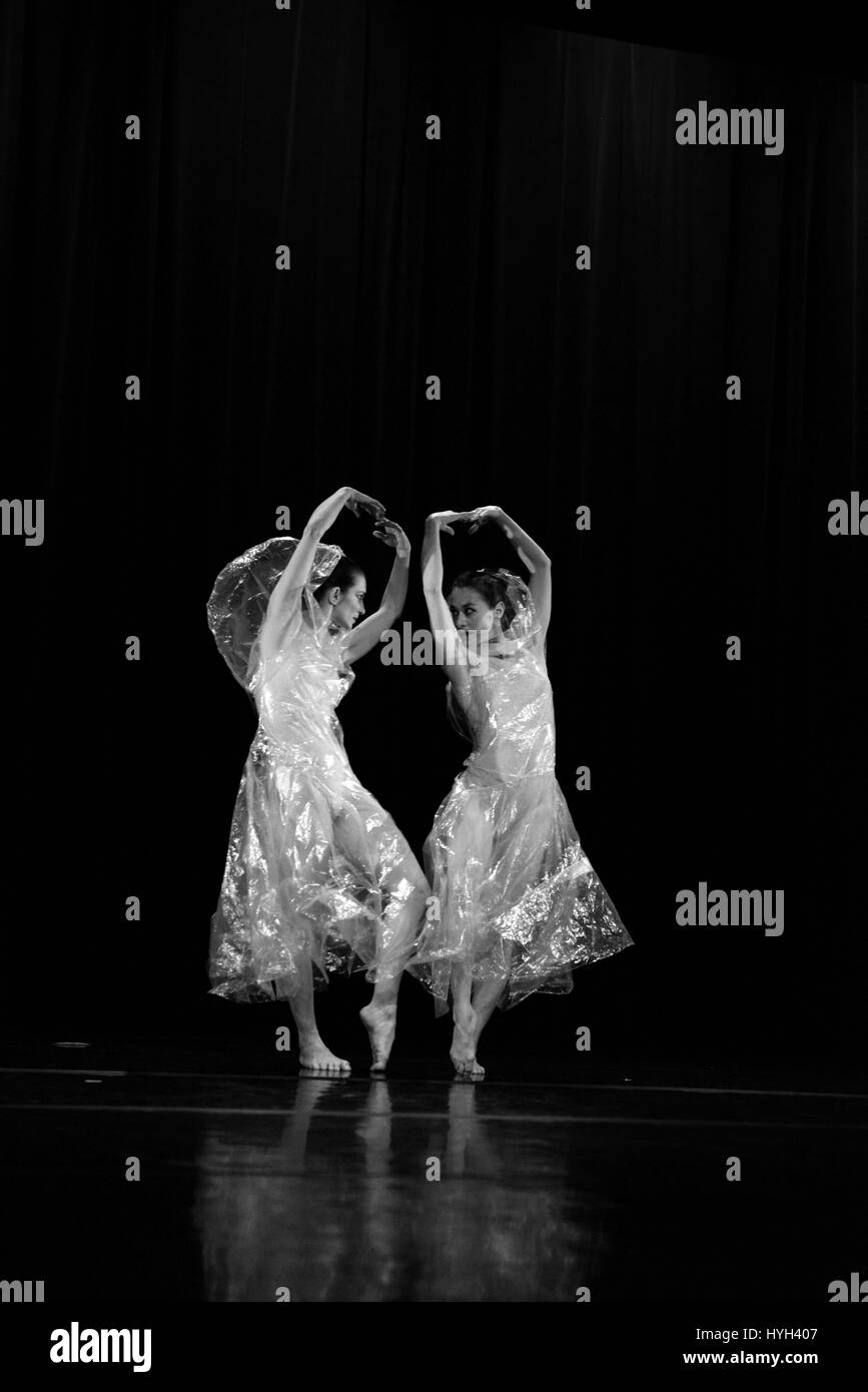 Butoh dance Performance Stock Photo - Alamy