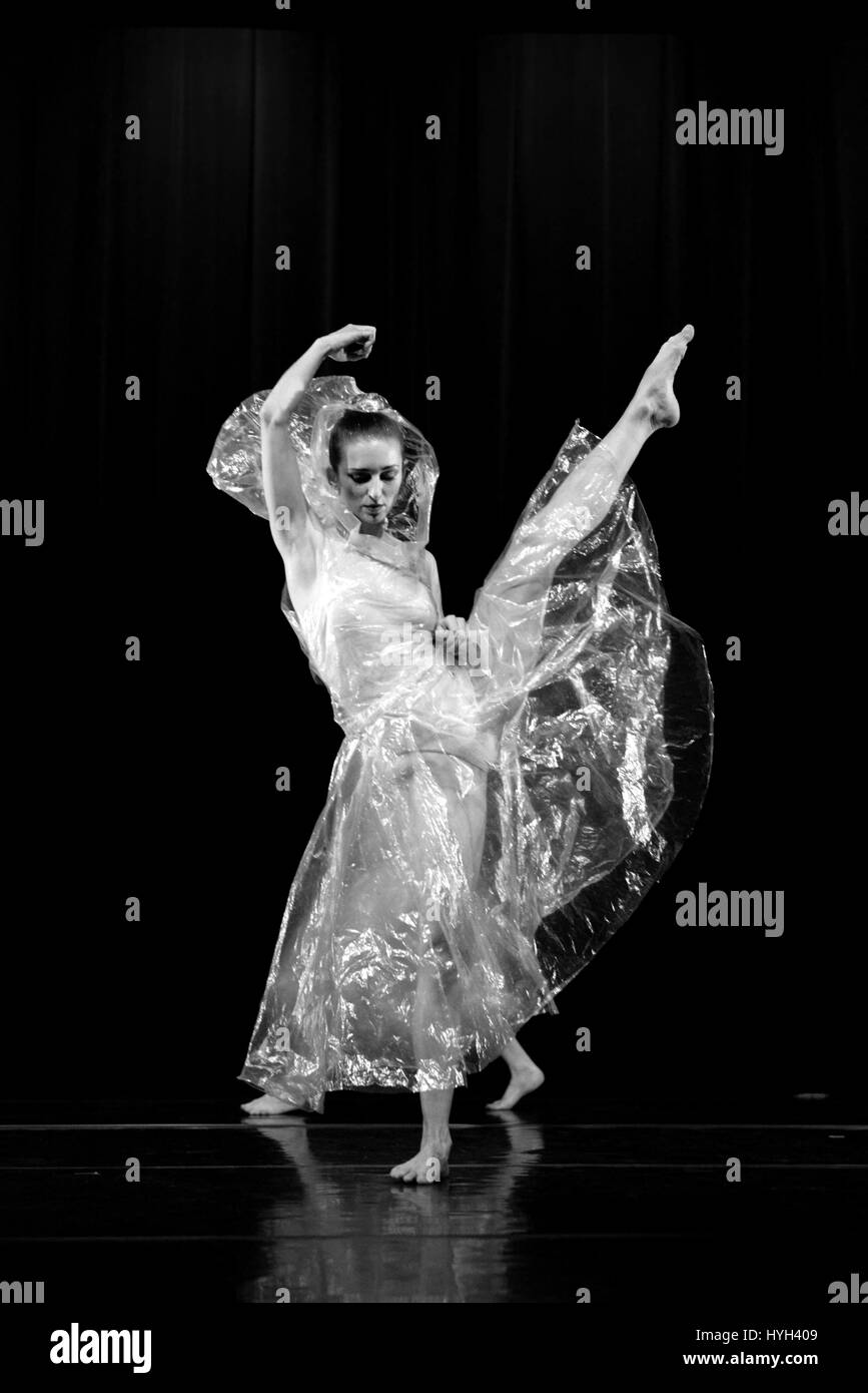 Butoh dance Performance Stock Photo - Alamy