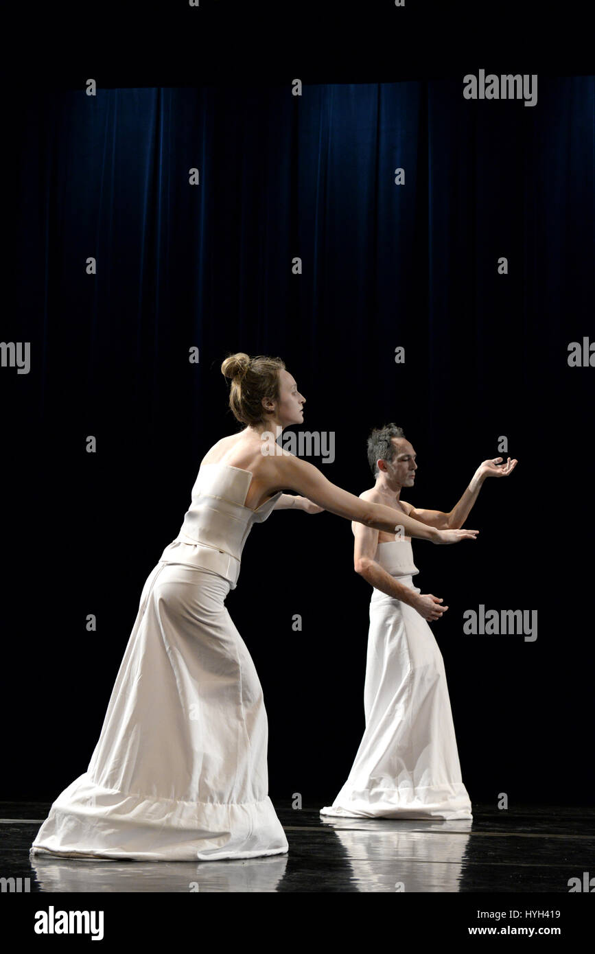Butoh dance Performance Stock Photo - Alamy