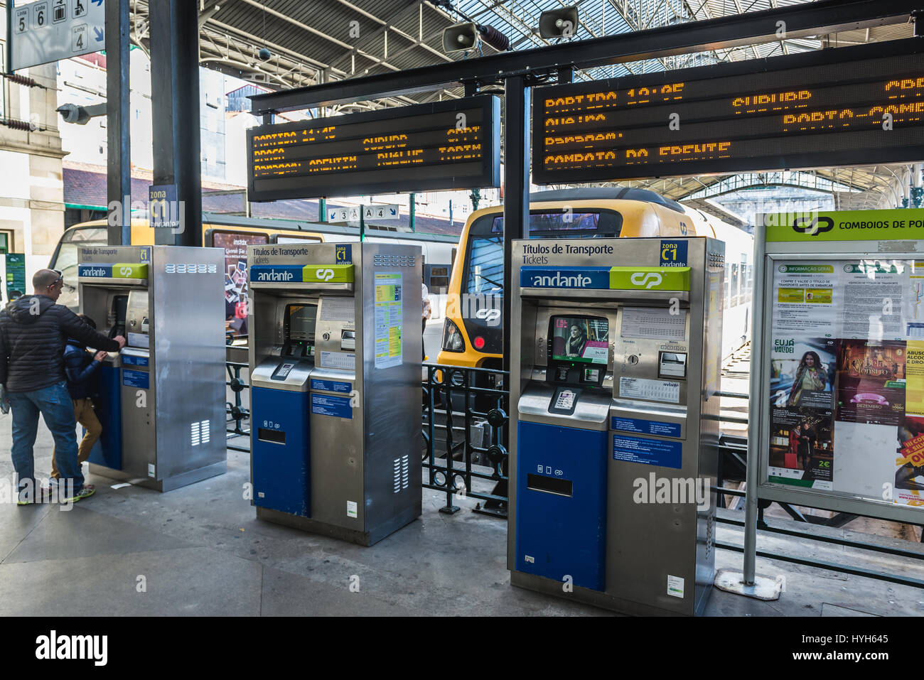 Porto Guide High Resolution Stock Photography and Images - Alamy