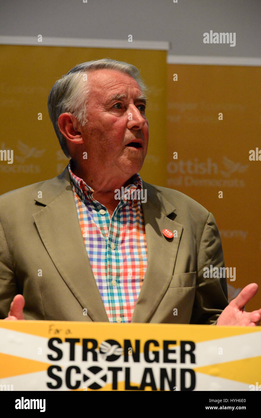 Liberal democrat party hi-res stock photography and images - Alamy