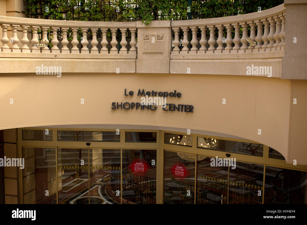 Monaco, Monte-Carlo: Galerie Metropole shopping center, interior ...