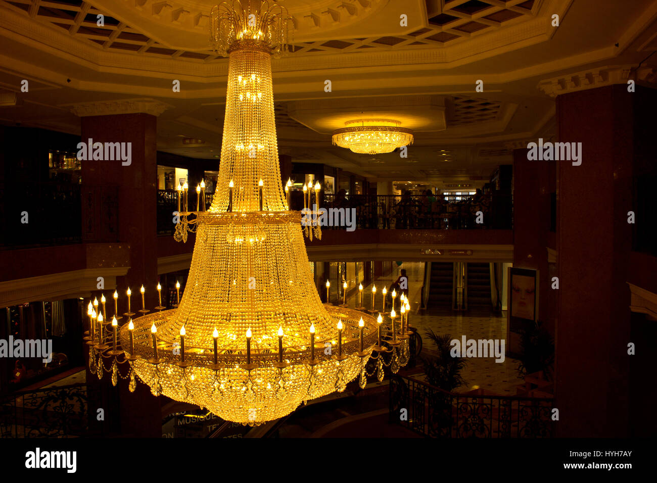 Monaco, Monte-Carlo: Galerie Metropole shopping center, interior ...