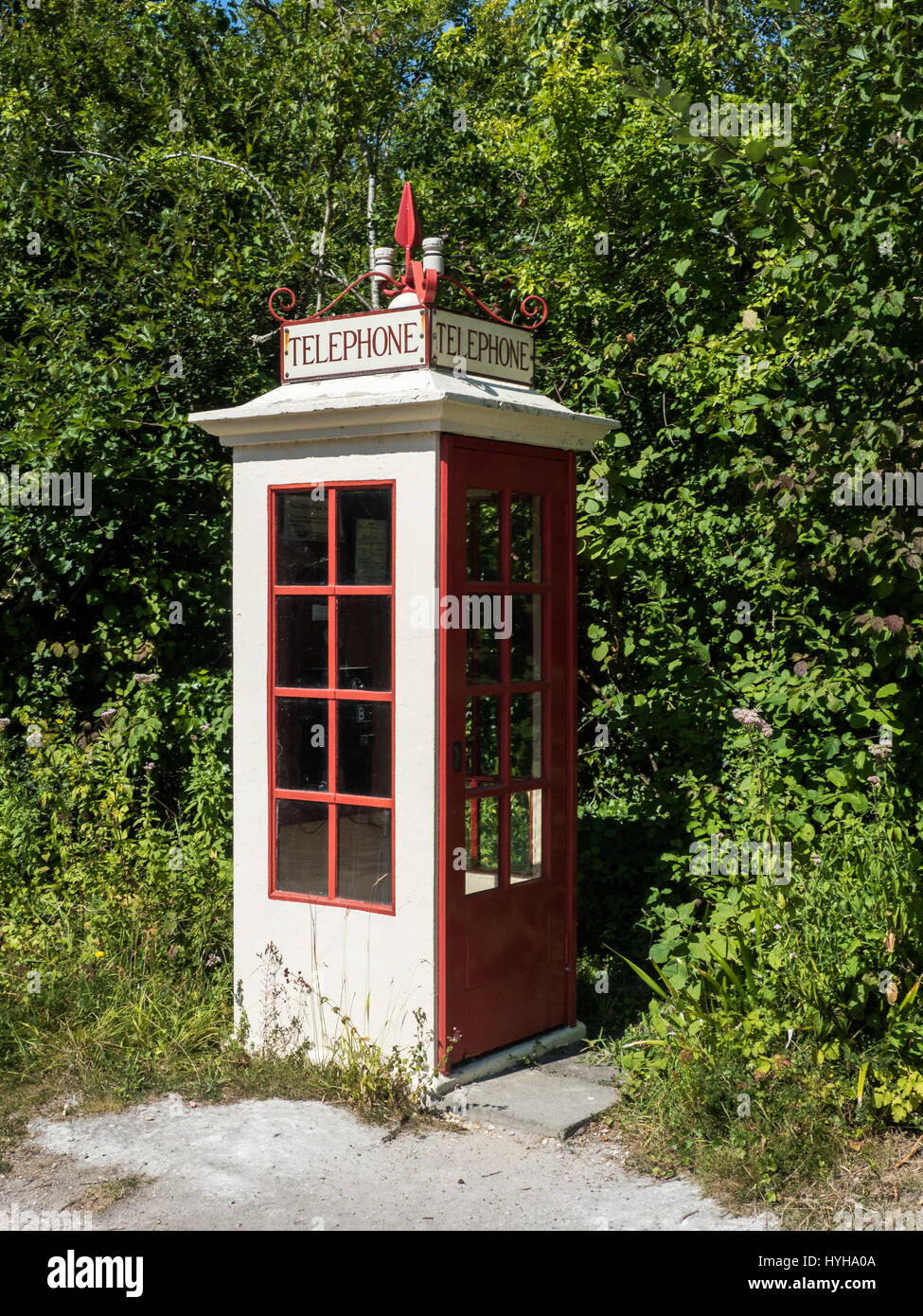 K1 telephone box hi-res stock photography and images - Alamy