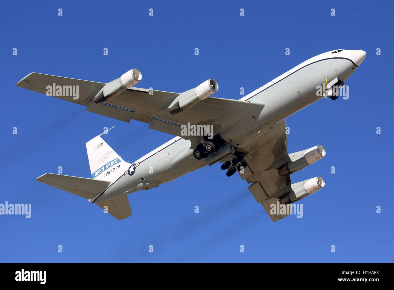 Boeing oc 135 hi-res stock photography and images - Alamy