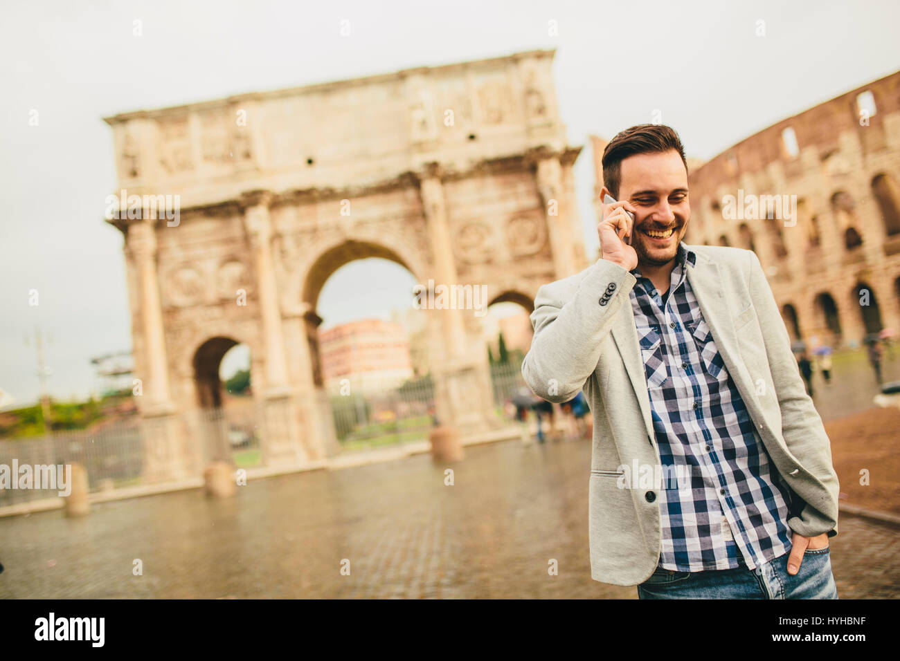 Talking mobile phone rome hi-res stock photography and images - Alamy