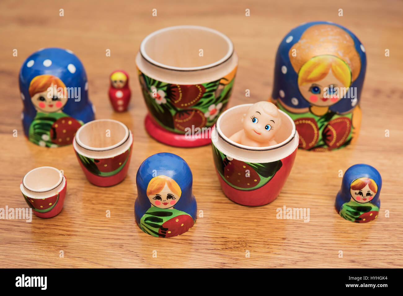 Nested table hi-res stock photography and images - Alamy