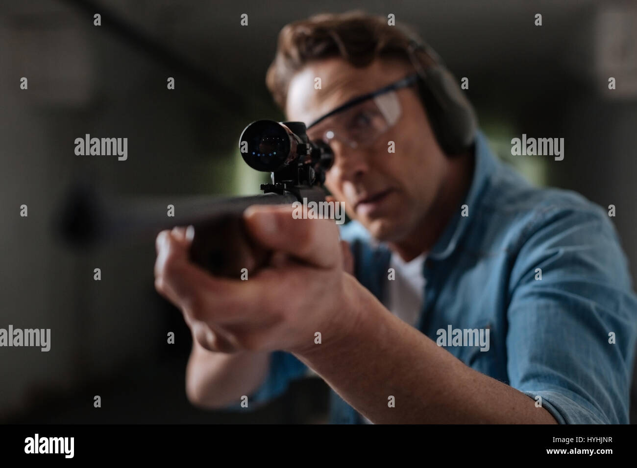 Firearm muzzle hi-res stock photography and images - Alamy