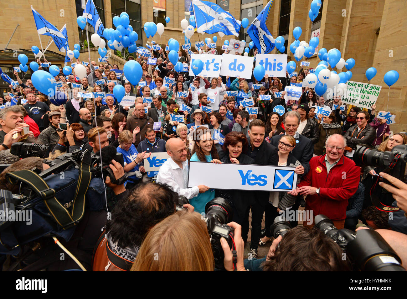 Campaign for a referendum on scottish independence rally hi-res stock ...