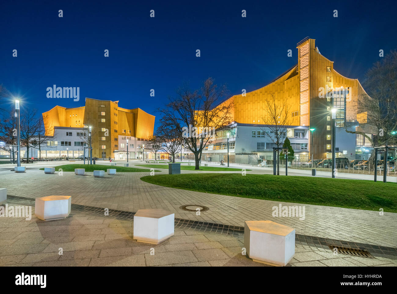 Berlin philharmonie concert hall hi-res stock photography and images ...