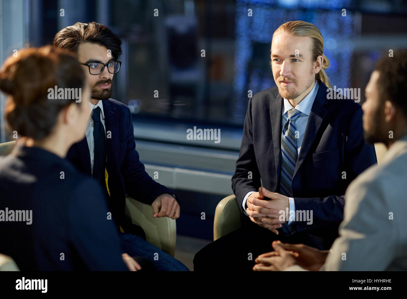 Communication of employees Stock Photo - Alamy