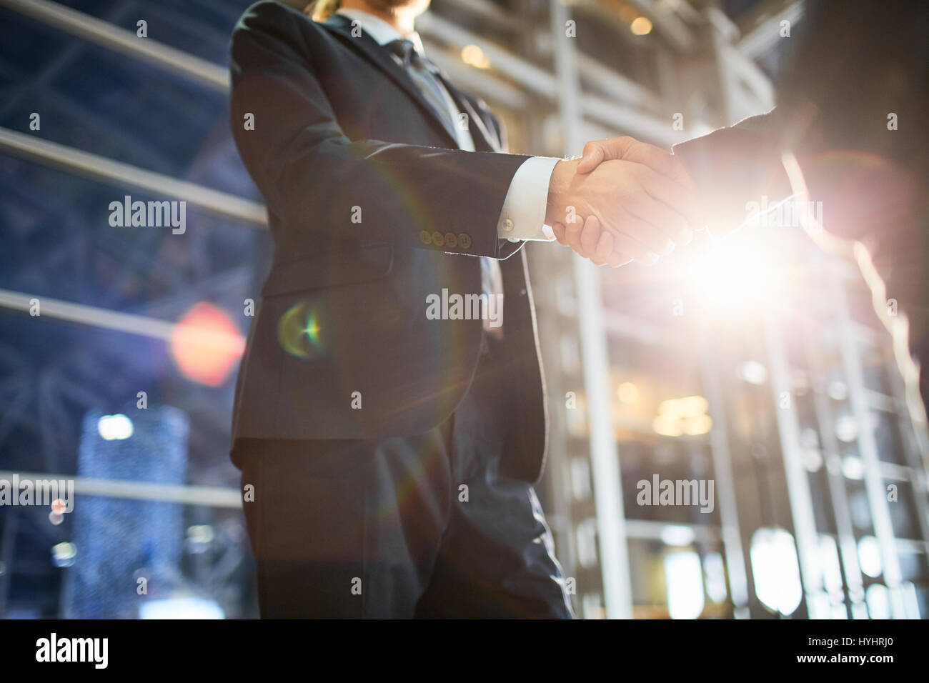 Deal brokers hi-res stock photography and images - Alamy