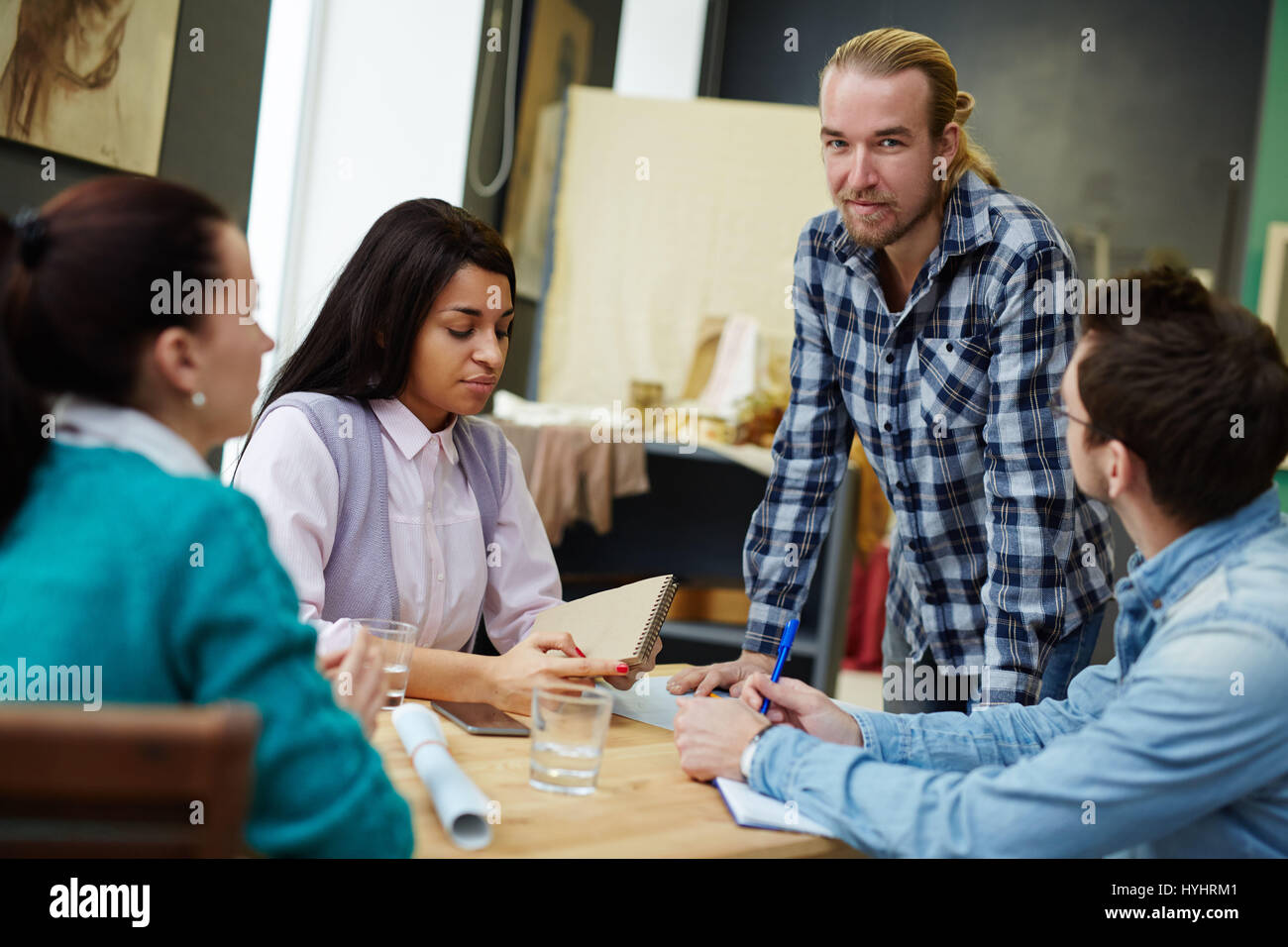 Designer planning hi-res stock photography and images - Alamy