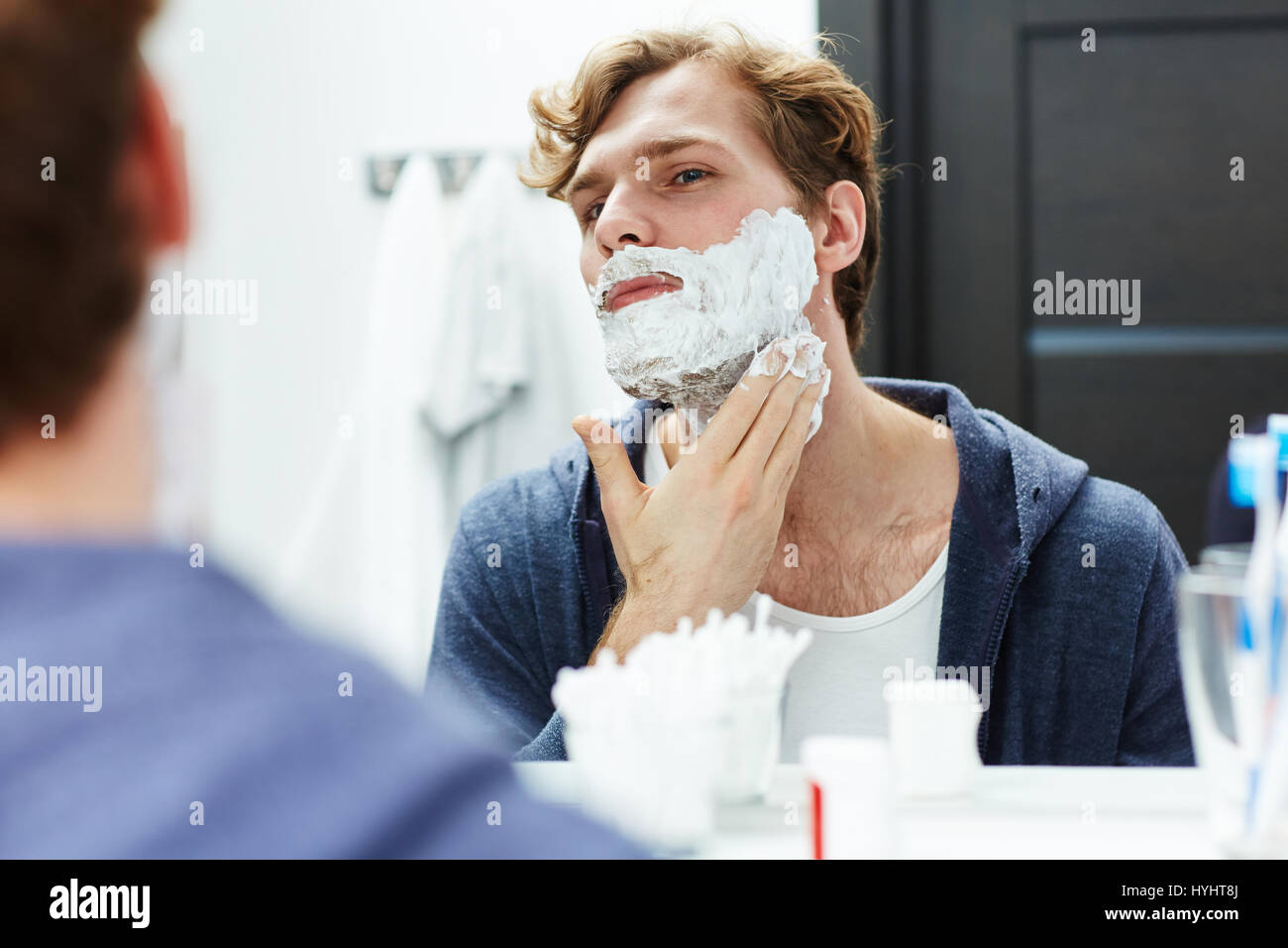 Shaving procedure hi-res stock photography and images - Alamy