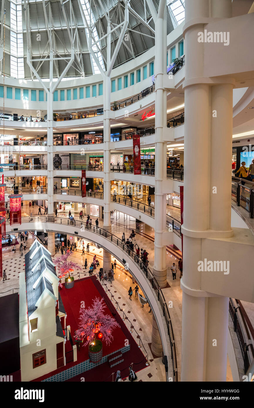 Suria KLCC Shopping Mall Interior, Kuala Lumpur, Malaysia Stock Photo ...