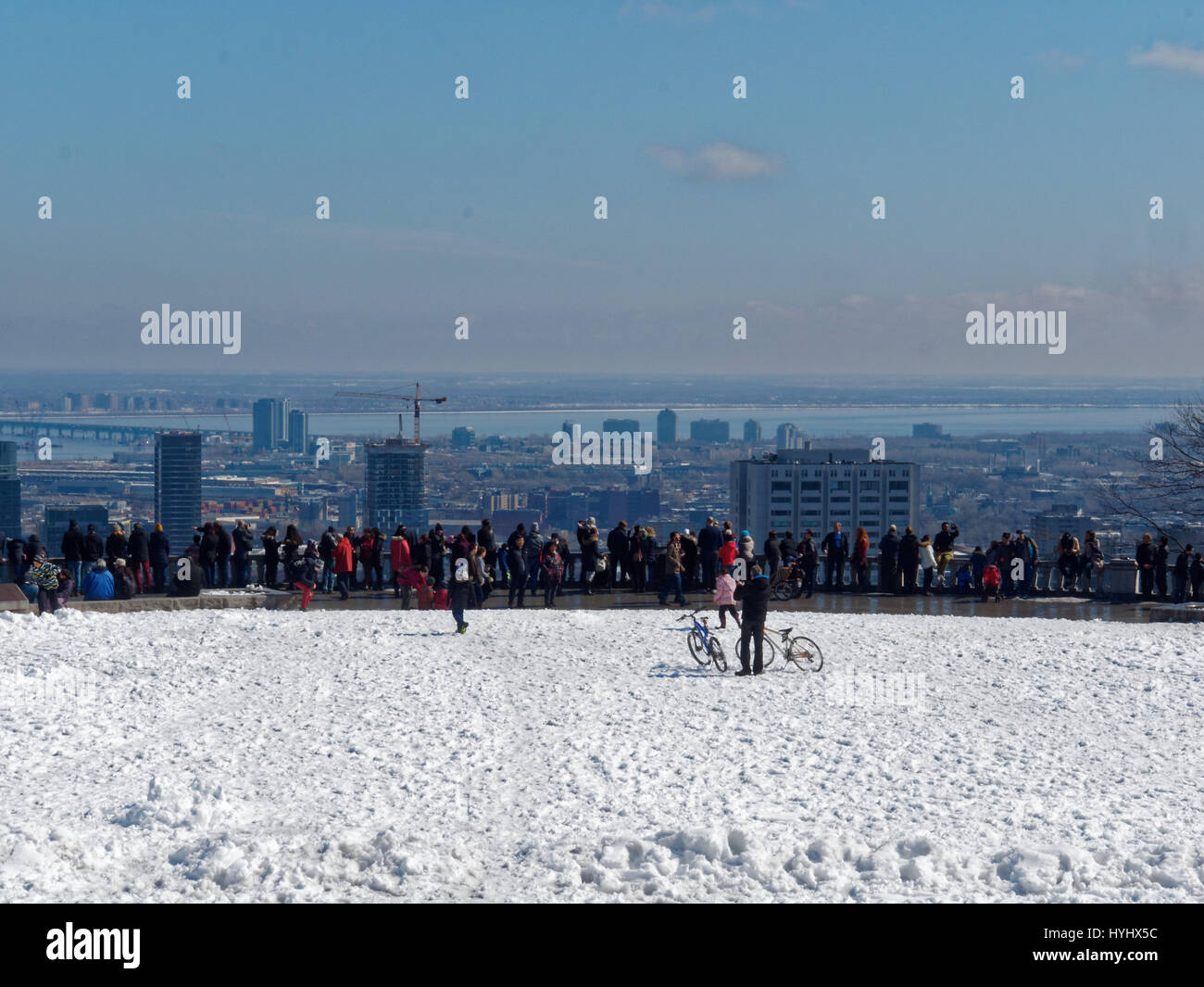 Montreal bicycles hi-res stock photography and images - Alamy