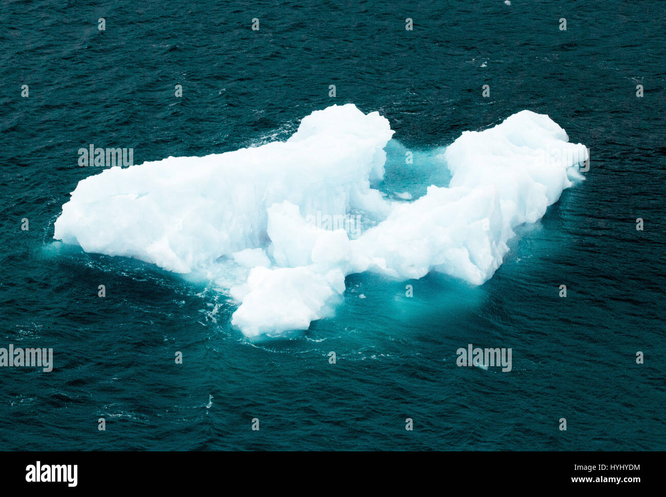 Iceberg bit hi-res stock photography and images - Alamy