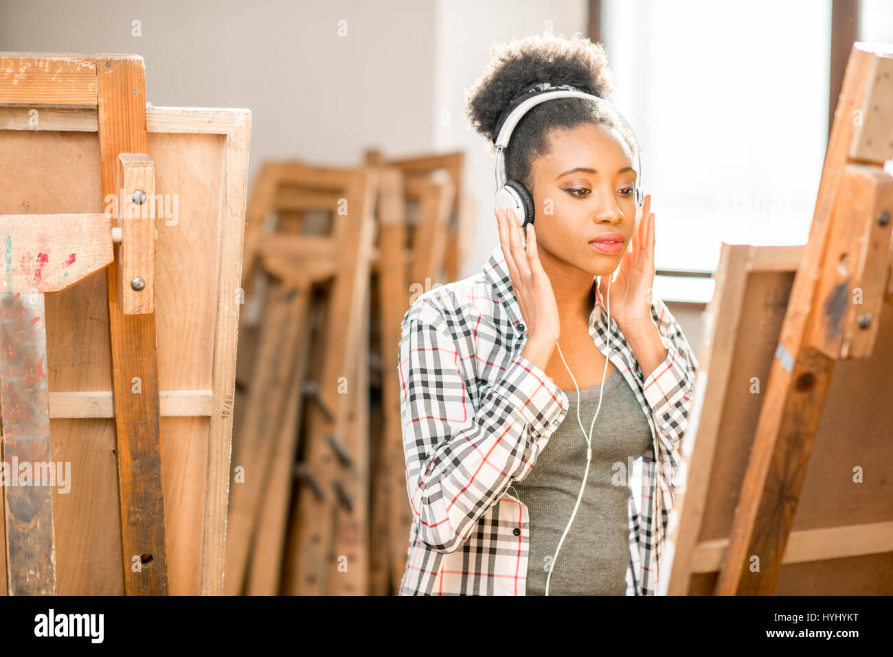 Student drawing at the university Stock Photo - Alamy