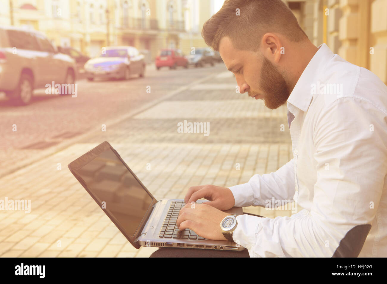 Hands man computer hi-res stock photography and images - Alamy