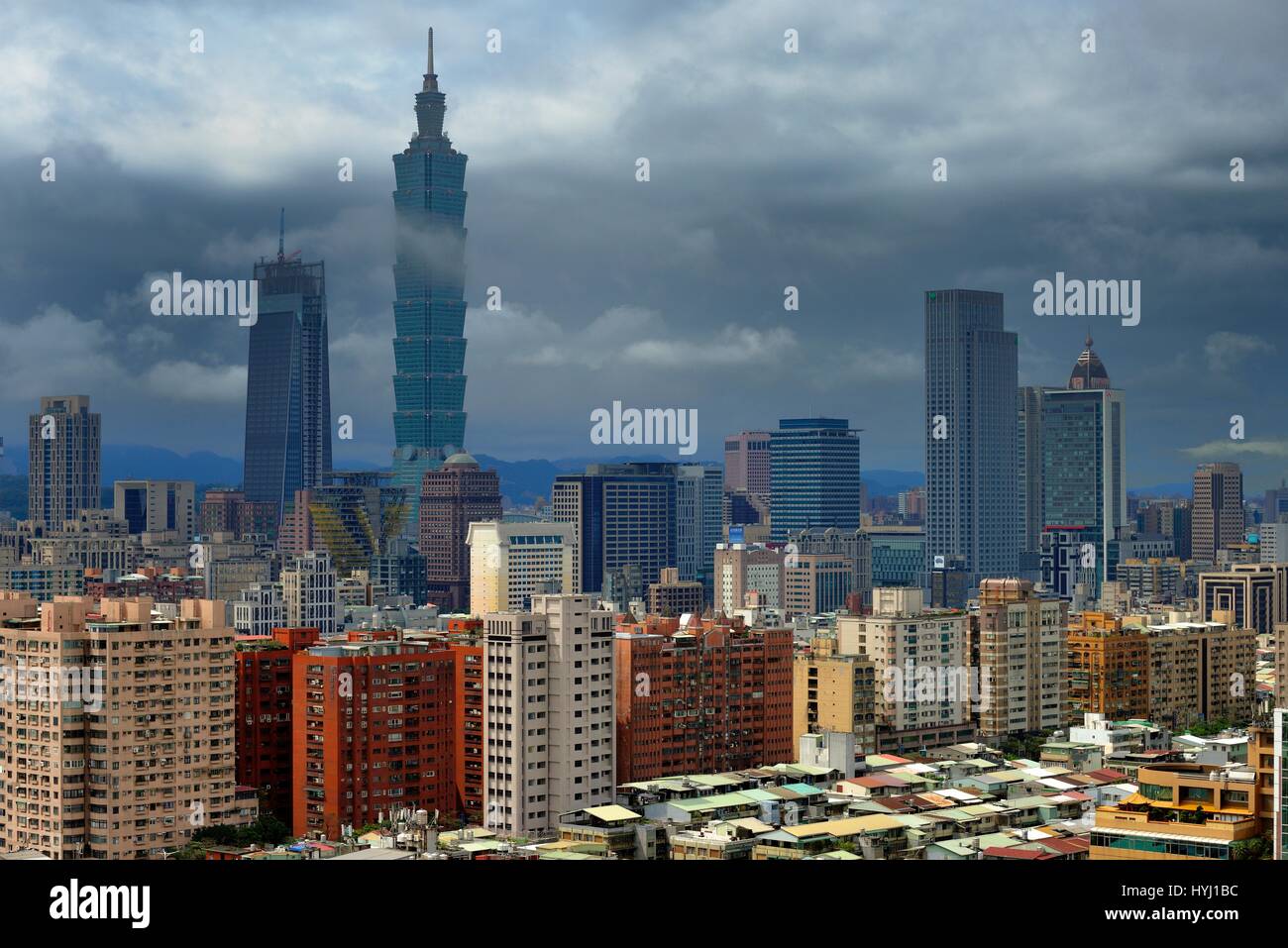 Taipei 101 building taiwan hi-res stock photography and images - Alamy