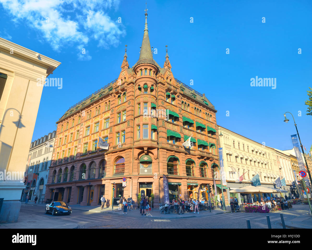 Karl Johan Gate in historic city centre. Facade of beautiful building ...