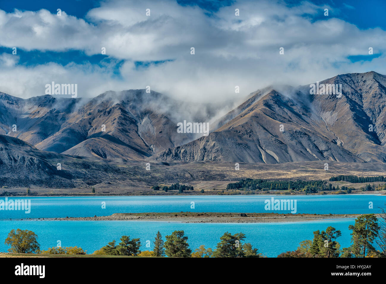 Mountain and lake landscape , Lake Tekapo, New Zealand Stock Photo - Alamy
