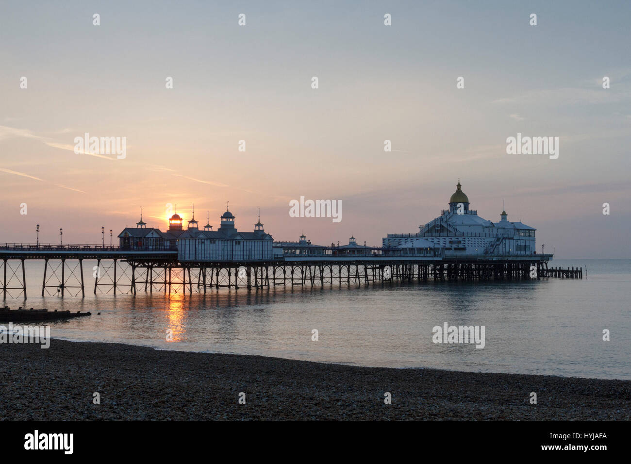 Eastbourne, UK. 5th Apr, 2017. UK weather. The day gets off to a bright ...