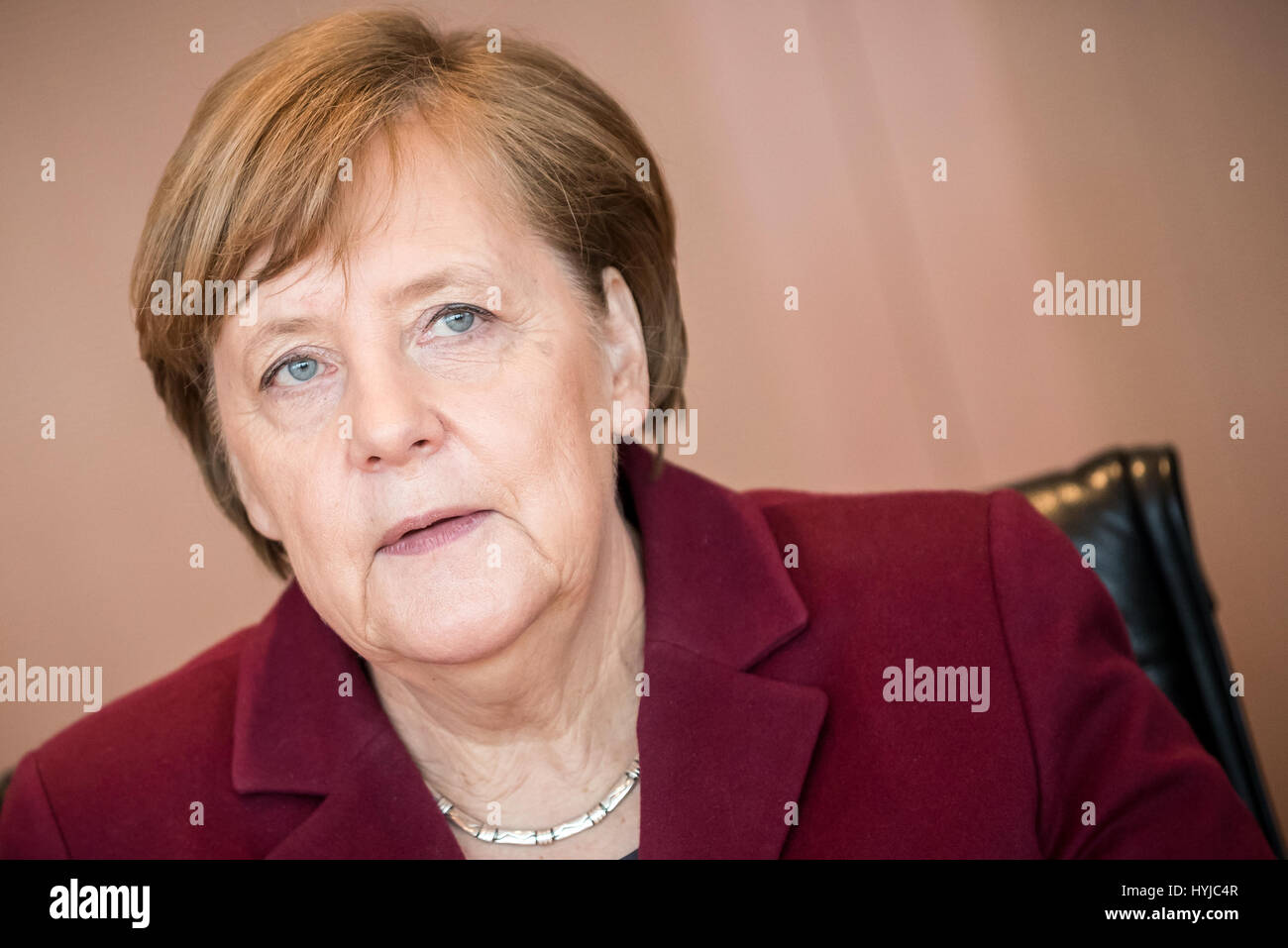 Berlin, Germany. 5th Apr, 2017. German chancellor Angela Merkel waits ...