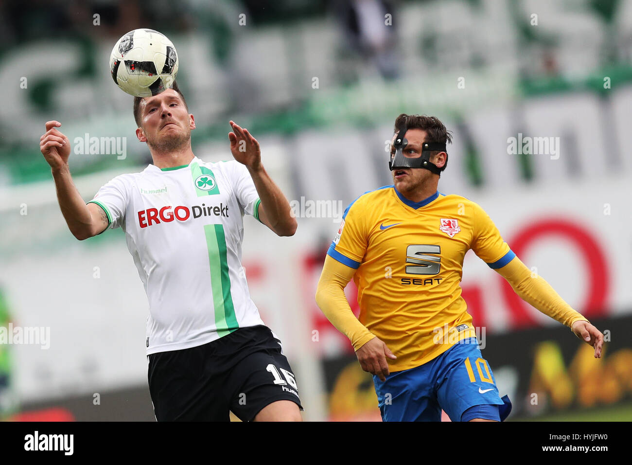 Fuerth, Germany. 05th Apr, 2017. Fuerth's Adam Pinter (L) in action ...