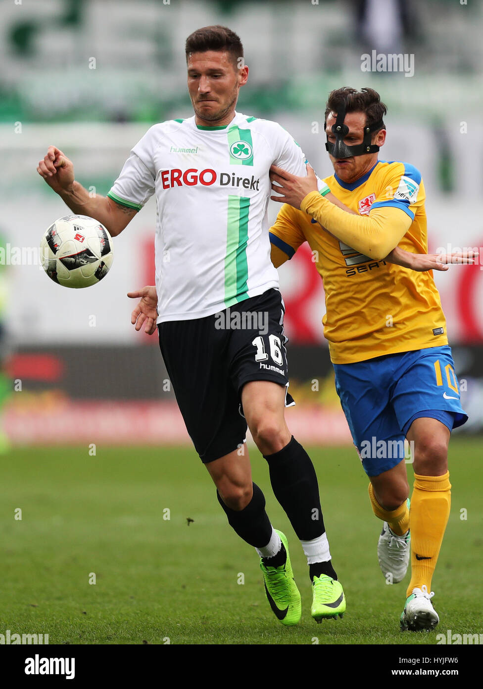 Fuerth, Germany. 05th Apr, 2017. Fuerth's Adam Pinter (L) in action ...