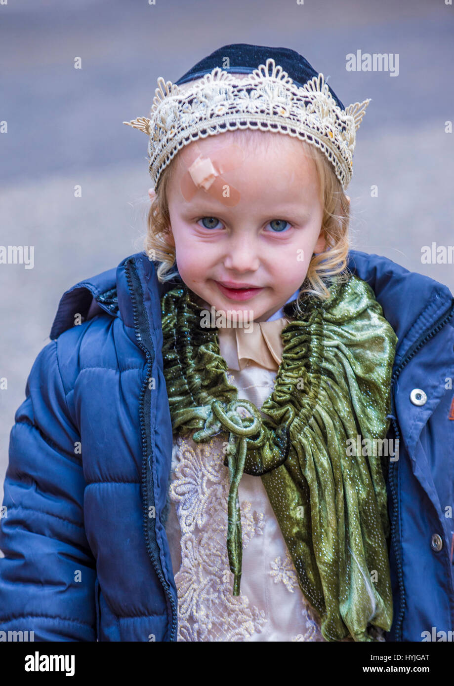Hasidic jewish children hi-res stock photography and images - Alamy