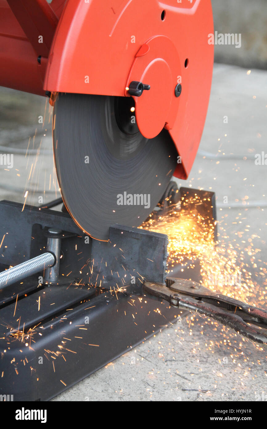How To Cut Steel With Grinder at Jordan Bullard blog