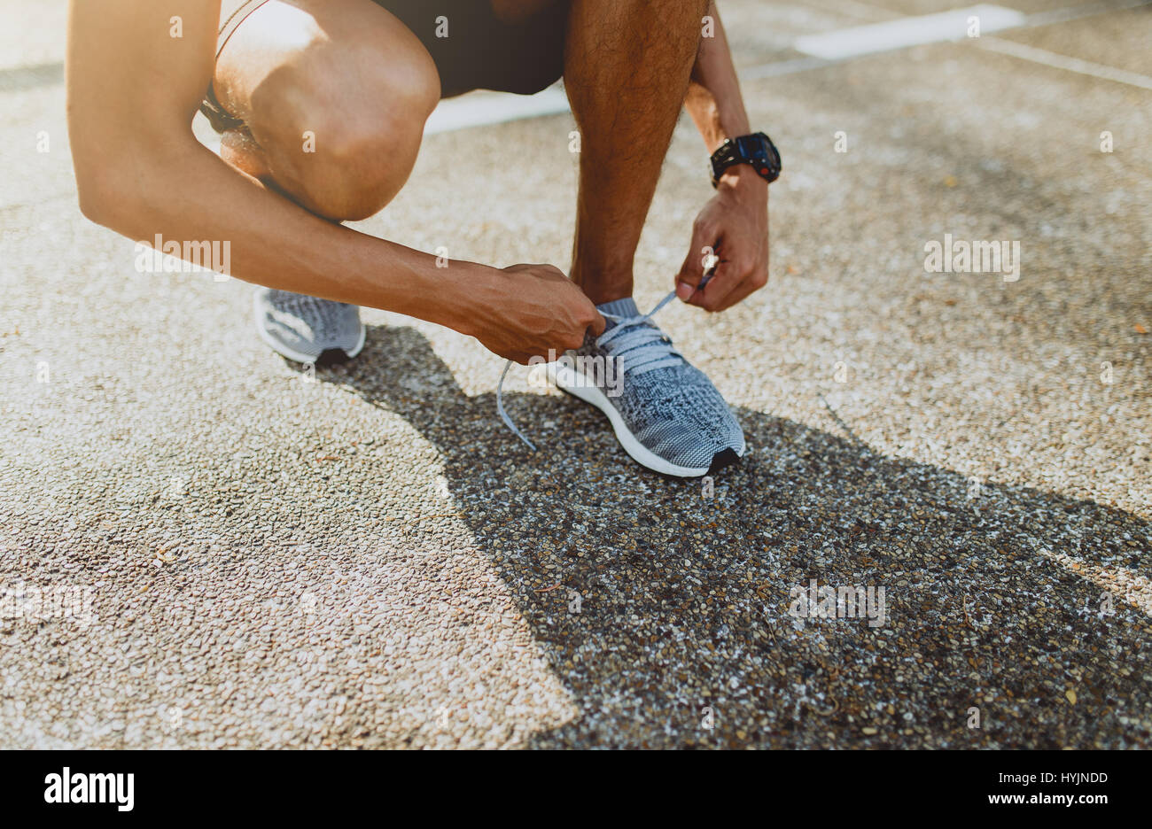 Asian female athlete ready run hi-res stock photography and images - Alamy