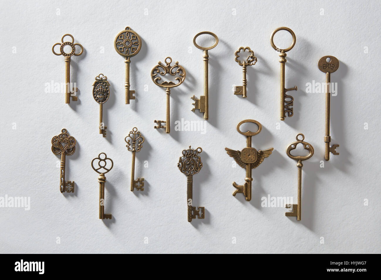 Antique golden keys Stock Photo - Alamy