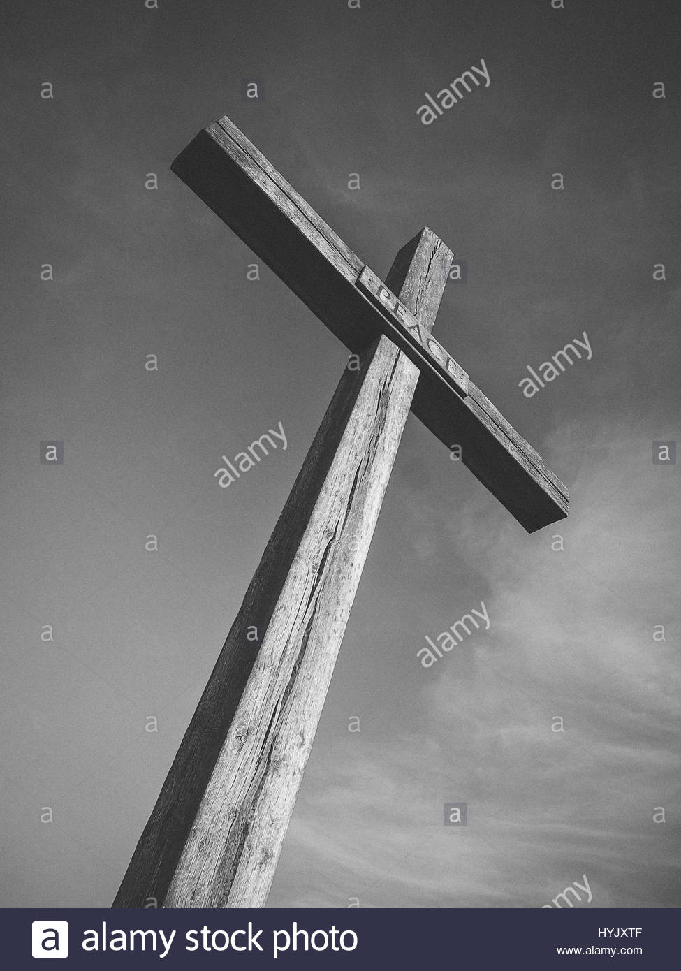 Large Wooden Cross Stock Photos & Large Wooden Cross Stock Images - Alamy