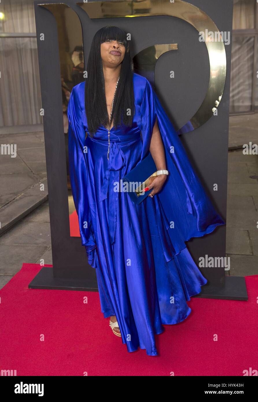 India pakistan london fashion show hi-res stock photography and images ...