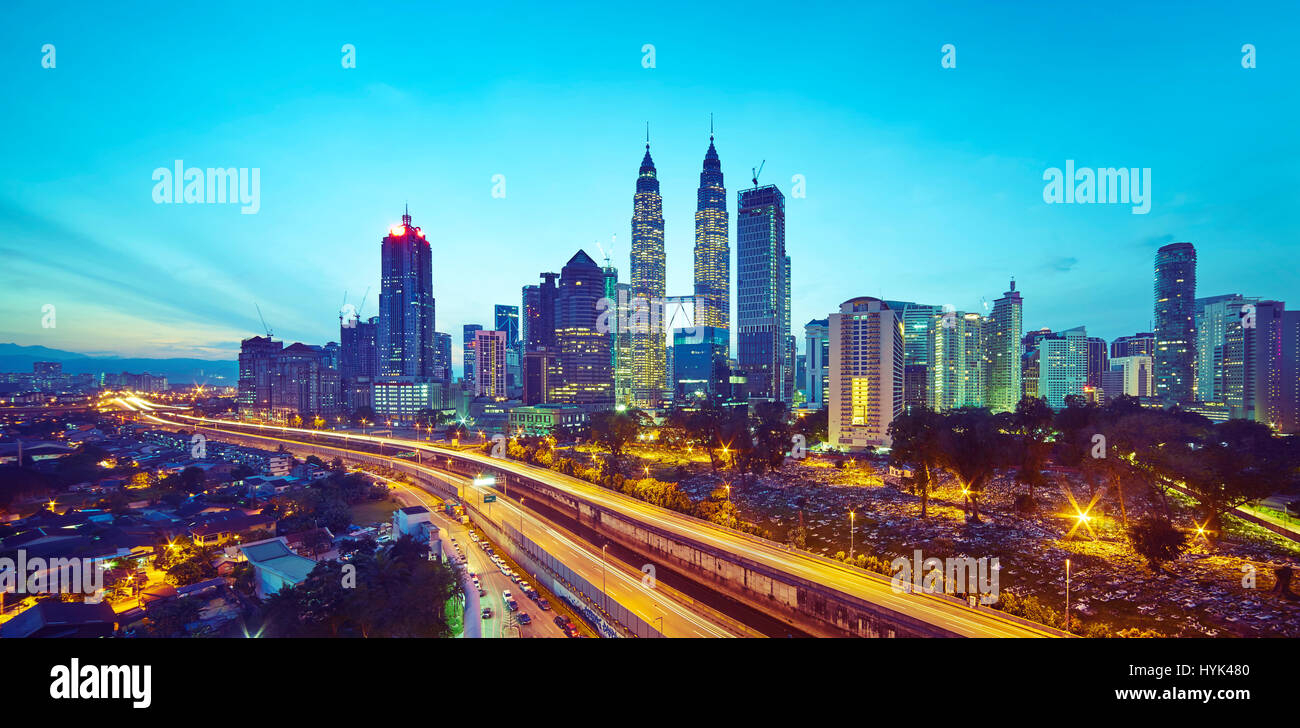 Kuala lumpur city skyline hi-res stock photography and images - Alamy